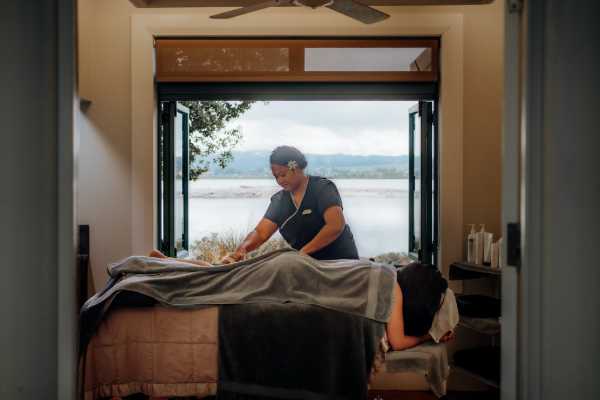 Vote for Retreat Day Spa at Polynesian Spa « New Zealand's Best Day Spa ...